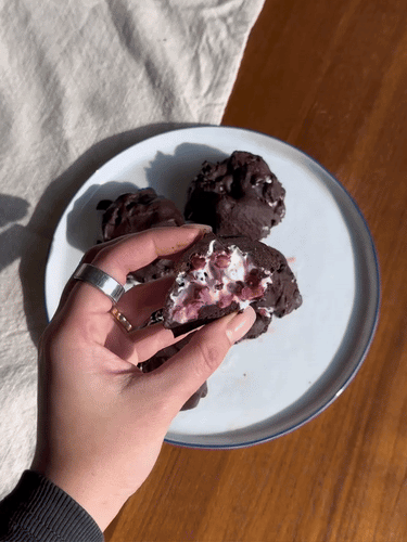 4-Ingredient Chocolate Clusters Recipe
